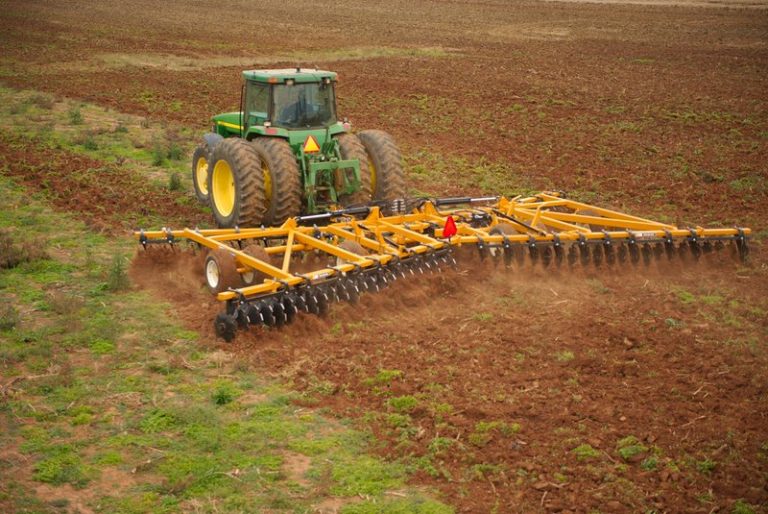 Taylor-Way Series 590 Flex Wing Tandem Disc Harrow - King Kutter