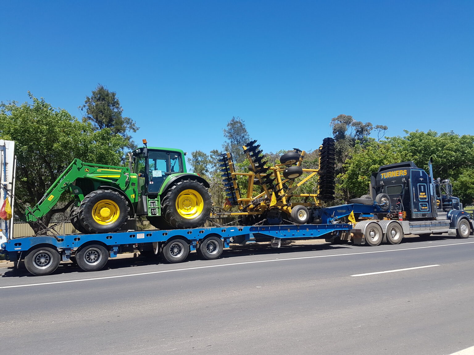580 Flex Wing Tandem Disc Harrow - King Kutter