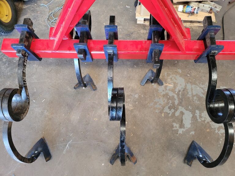 3 Point Linkage Coil Tine Scarifier & Chisel Plow Tool Bar - King Kutter
